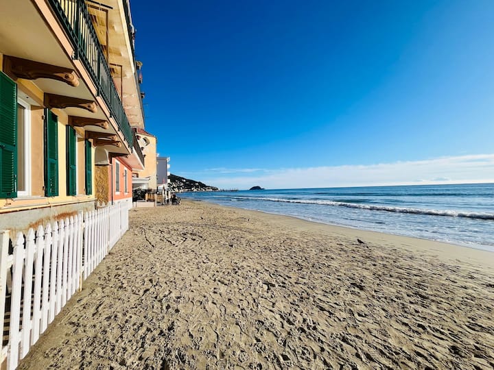 Casa Sulla Spiaggia - Alassio