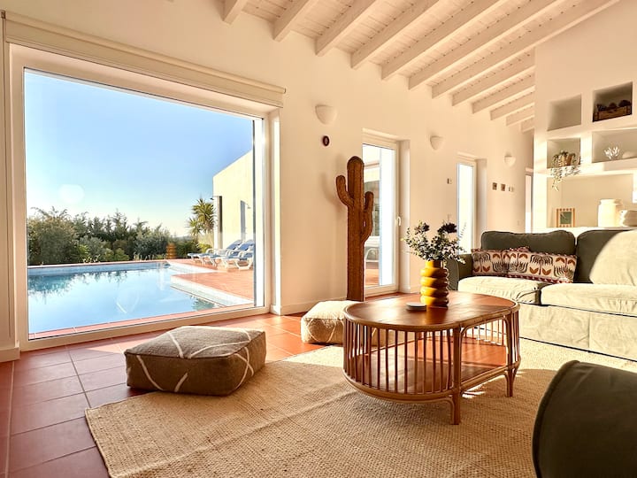 Casa Sol E Sal Near Arrifana Beach • 6 Guests - Aljezur