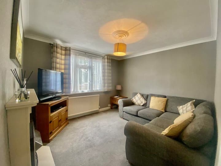 The Solent Gateway - Beaulieu