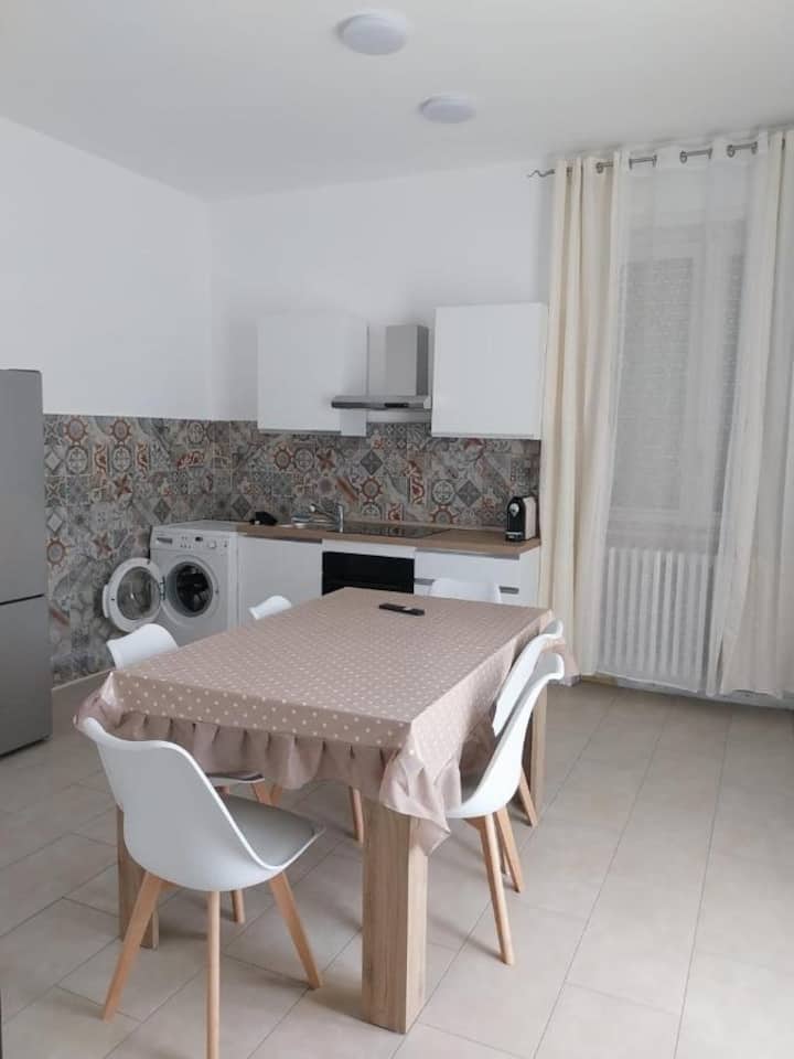 Milano Malpensa 5' | Freepark, Wifi, A/c | 2 Suite - Aéroport de Milan Malpensa (MXP)