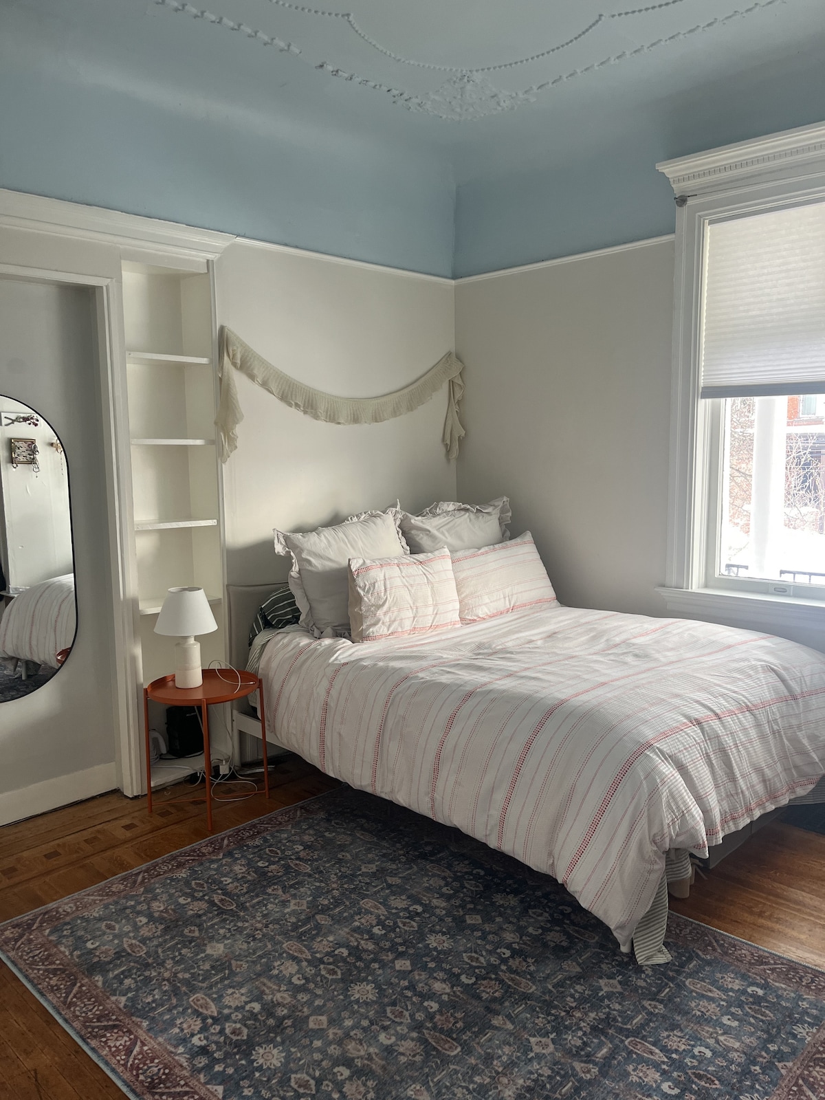 Bright, Cozy Studio with Vintage Charm! - Apartments for Rent in ...