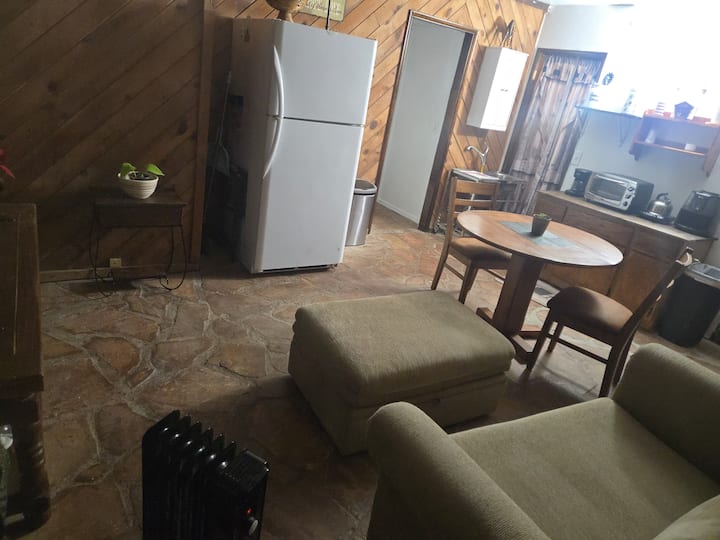 Cozy Little Hide Away, Minutes From Everything - Prescott Valley, AZ