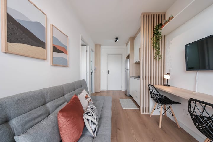 Moema Style: Modern, Pool And Great Location - Moema