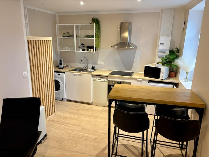 Agréable T2 Au Cœur Du Village - Rillieux-la-Pape