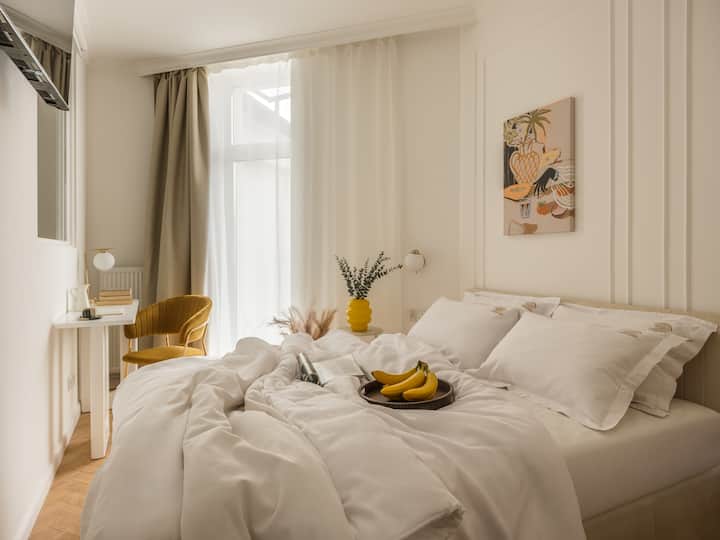 Astor Residence - 3 Bedroom Apartment - Kraków