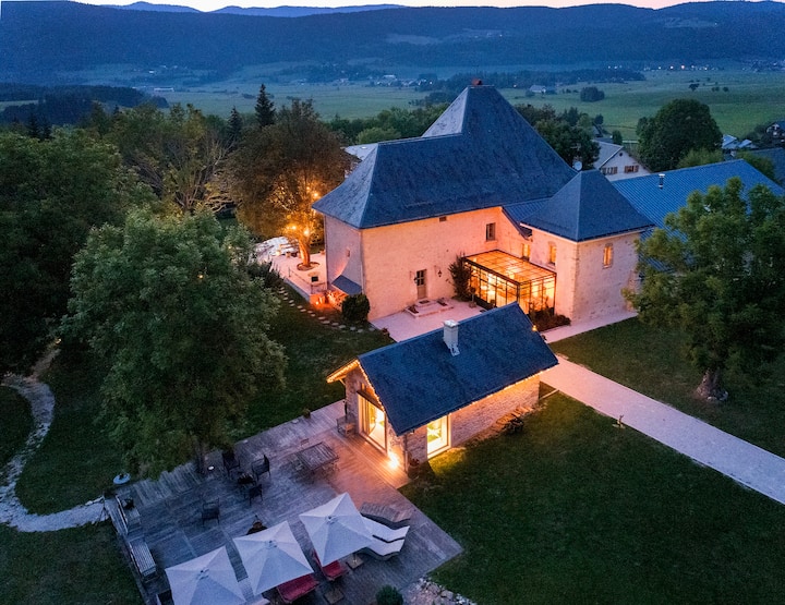 Séjour Atypique Au Château : La Suite Du Duc - Méaudre