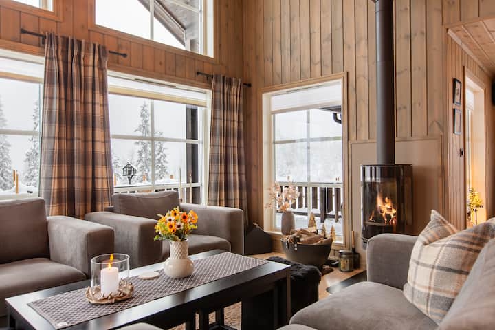 Store Vinduer | Utsikt | Peis | Elbil-lader - Norway