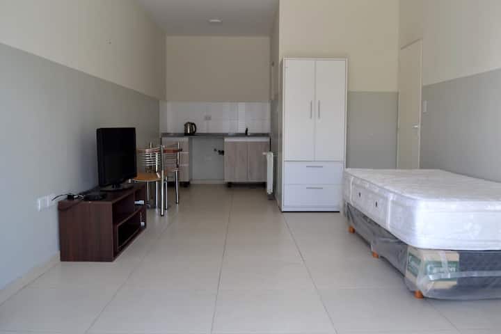 Monoambiente Con Pensión Completa Dentro De Club - Comodoro Rivadavia