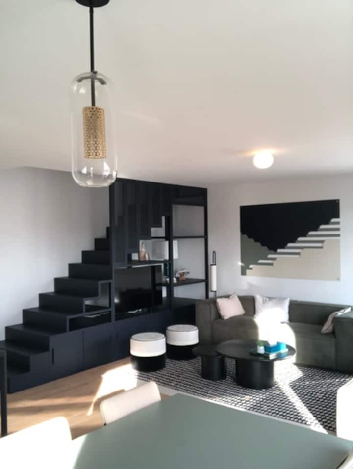 Duplex Premium Et Terrasse Vue Paris Tour Eiffel - Courbevoie