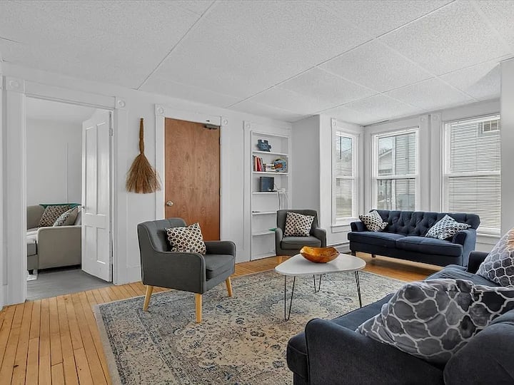 Modern 3br/2ba | 3 Min To Okemo Mountain - Ludlow, VT