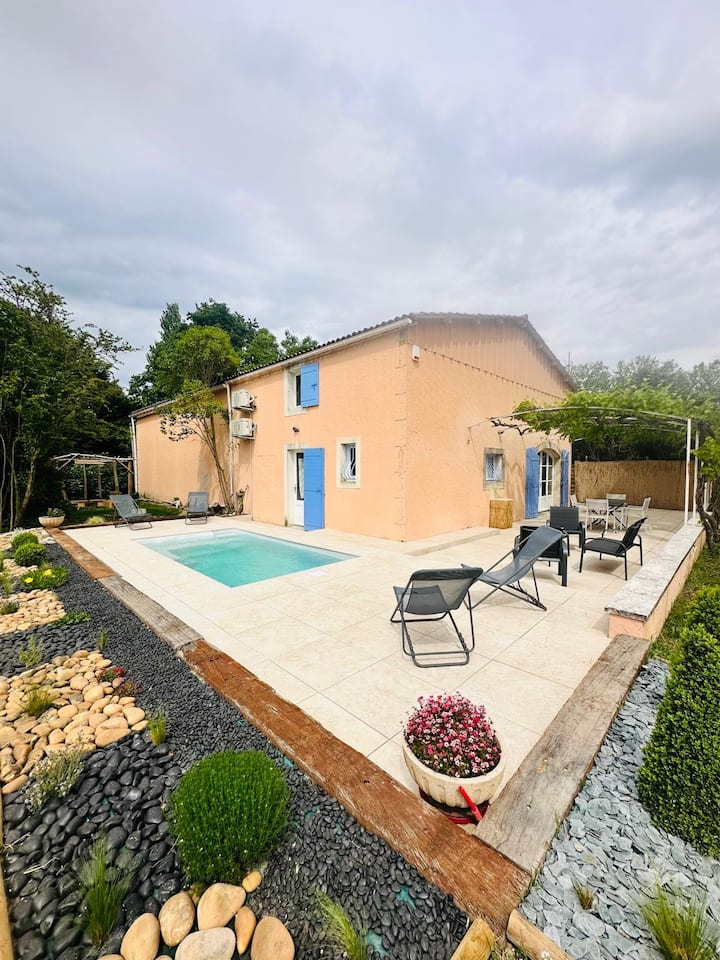 Maison De Campagne Calme Avec Piscine - Eygalières - Eygalières