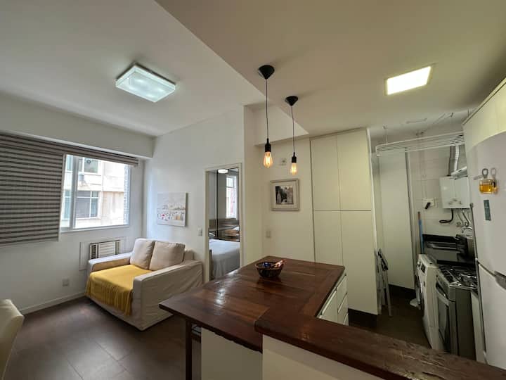 Apartamento Entre Copacabana E Ipanema! - Ipanema