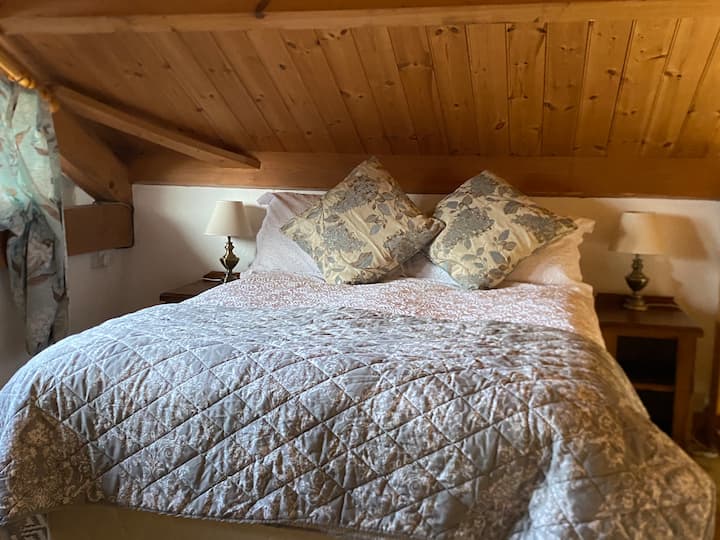 Old Stone Farmhouse Cottage - Wexford