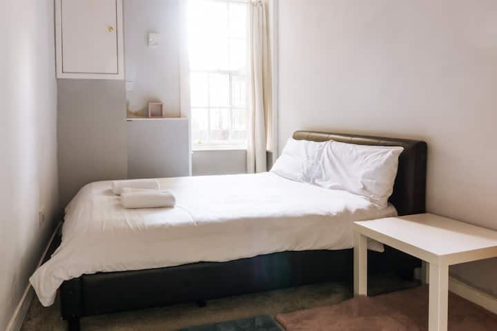 Central 3bd Home Short Walk To Edinburgh Old Town - Leith