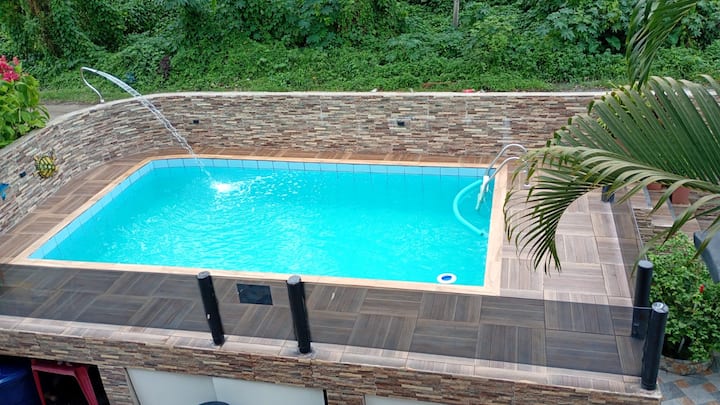 Casa Com Piscina Para Eventos, Acomodações Gerais. - Guarujá