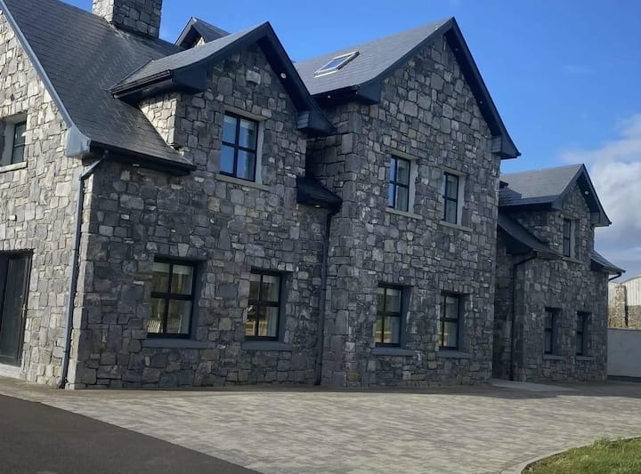 House In Tuam - Tuam