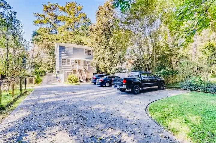 Midtown Atlanta Townhouse Near Piedmont Park - Decatur, GA