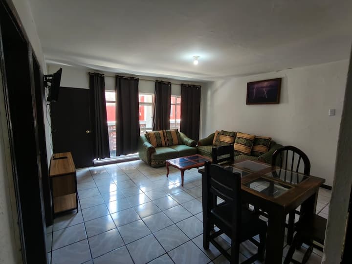 Departamento Céntrico, Limpio Y Acogedor. - Morelia