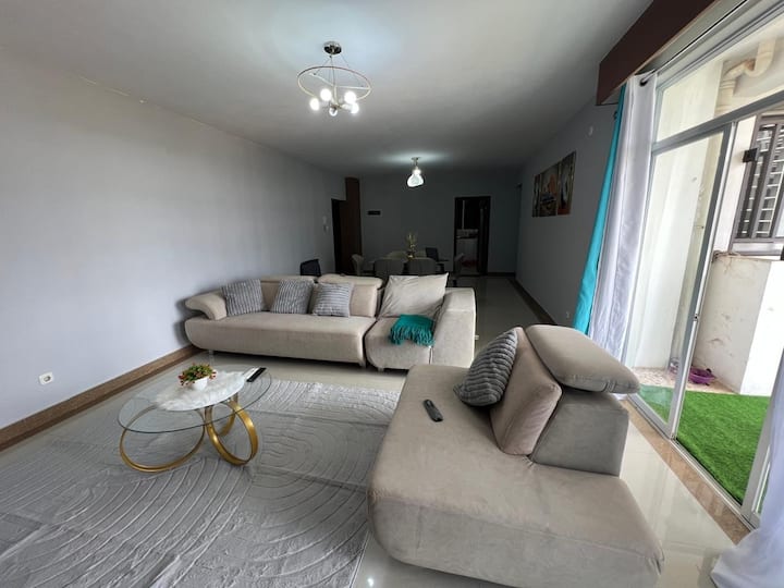 Ap. Confortável E Limpo, A 22min Do Aeroporto Aan - Angola