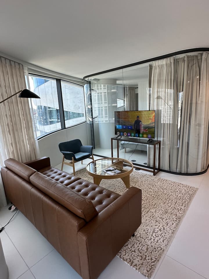 New, Luxury Downtown Condo For World Cup Fifa - Vancouver