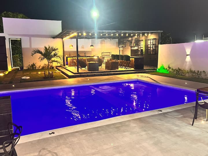 Cabaña Con Piscina Privada
Casa Vacacional - Malambo