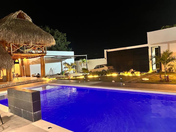 Cabaña Con Piscina +Tv+wifi+cocina En Sabanagrande - Malambo