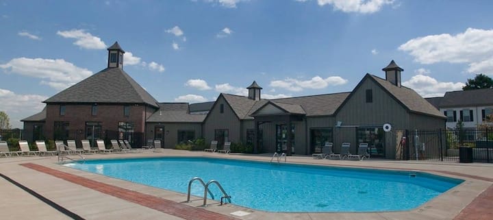 Quiet Comfortable Frankfort 1br/1ba Townhome - 프랭크퍼트