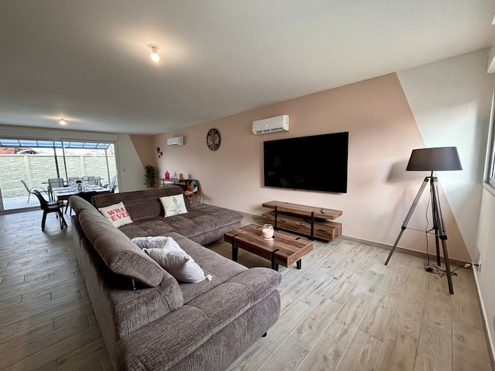 Maison Rosie - Maison Moderne Cozy Avec Extérieur - Zoo de La Flèche