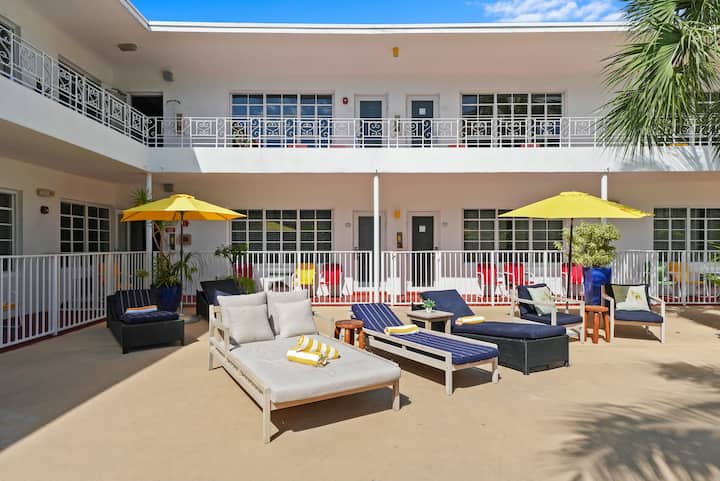 Sun, Sand & South Beach Living | 1br 2 Beds - Miami Beach