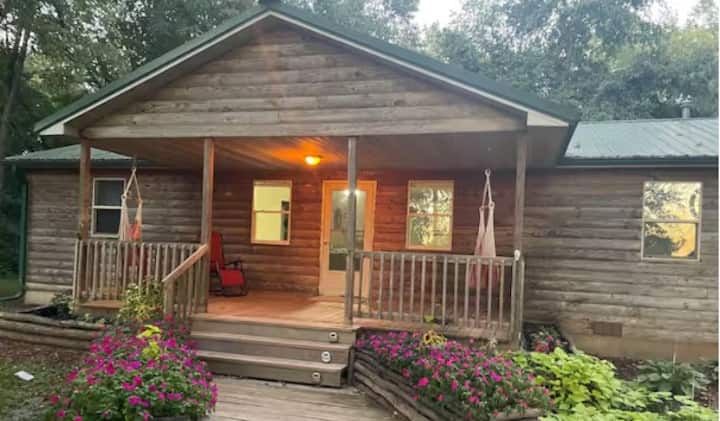 Private Group Lodge-bachelor-girls Weekend-firepit - Time, IL