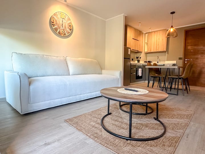 Refugio En El Bosque Urbano: Piscina + Wifi + 2 Tv - Pucón