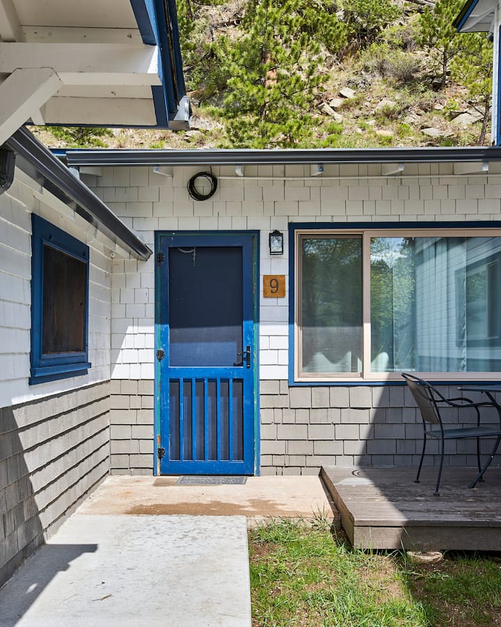 Comfortable Studio Cabin With Full Kitchen - Estes Park, CO