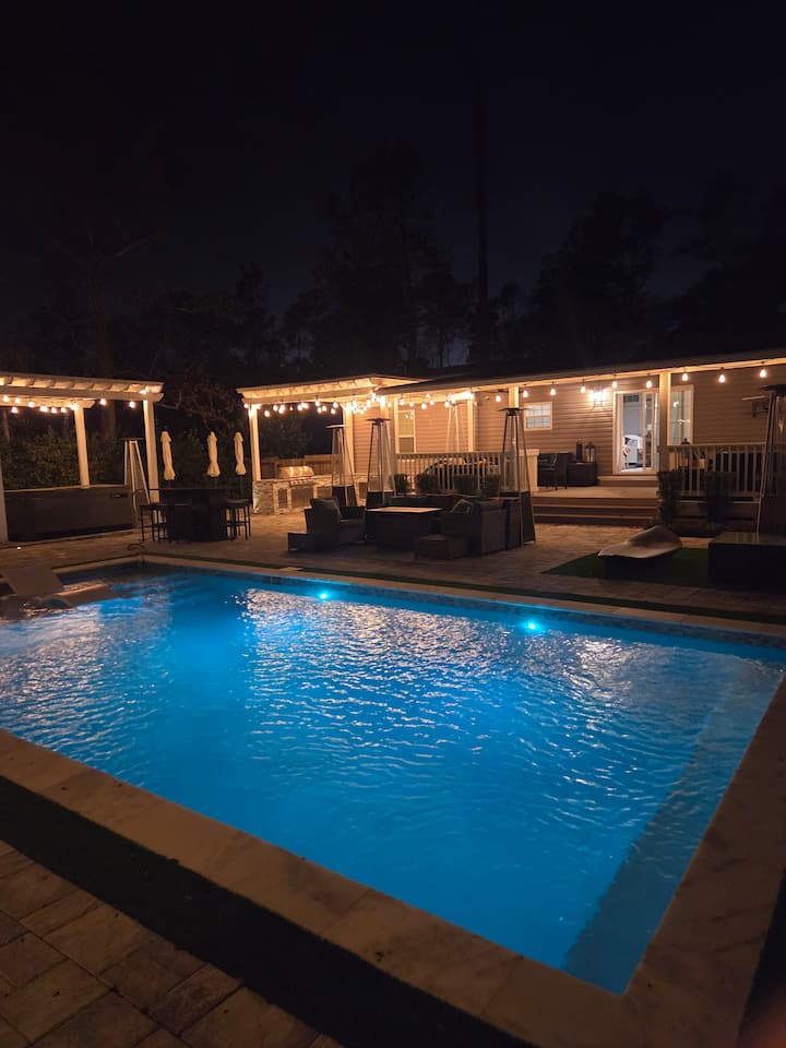 Cozy Oasis: Pool, Spa, & Bbq By Restaurants/ Shops - 오렌지 파크