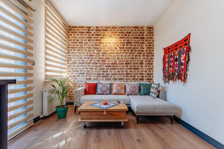 Balcony-calm-central 1br Apprt - Estambul