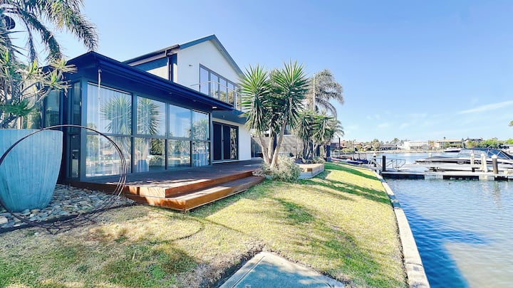 Waterfront Luxury/swim Pool/outdoor Bbq/shopping - Mordialloc