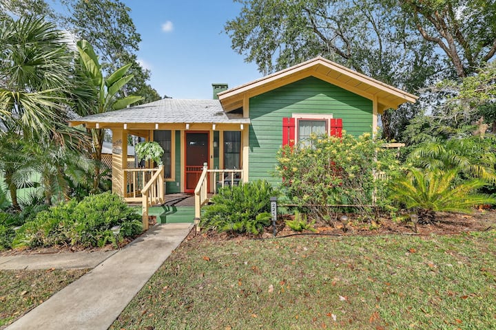 Outdoor Pond Oasis! Walkable To Downtown! Cozy! - Mount Dora, FL