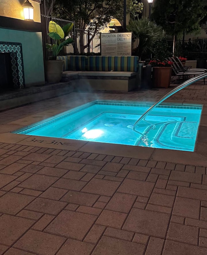 Luxuary Spott” - 밀피타스