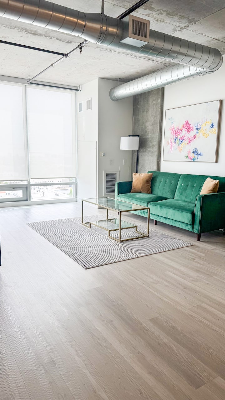 Sunset Blvd Modern 1 Bedroom W/views - Los Angeles, CA