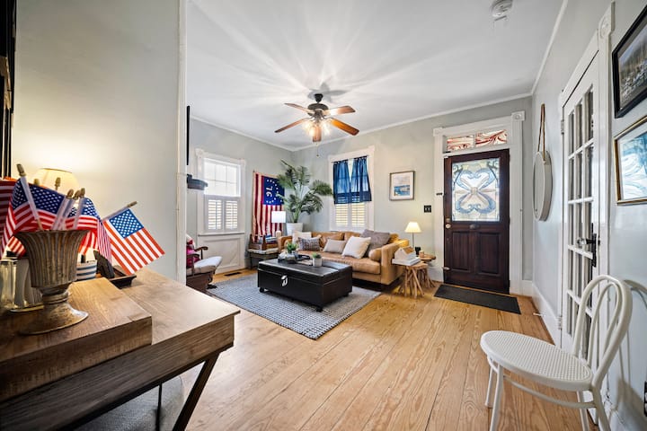 Historic | Harbor Row Hideaway | Downtown - Wilmington, NC