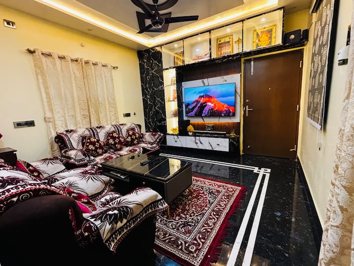 Entire 2bhk Flat | Best For Families & Work Trips - Patna