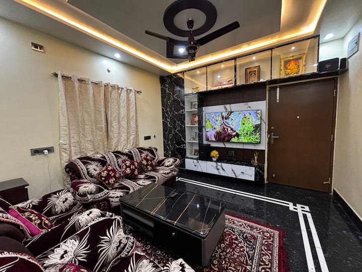 Comfortable 2bhk Stay For Families & Work Trips - Inde