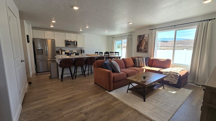 The Western Wanderer Lodge - Cedar City, UT