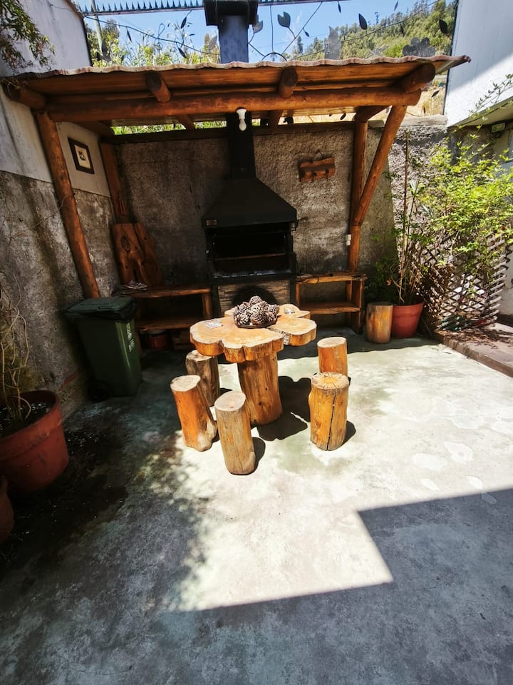 Hospedaje Para Empresas Amplia - Constitución