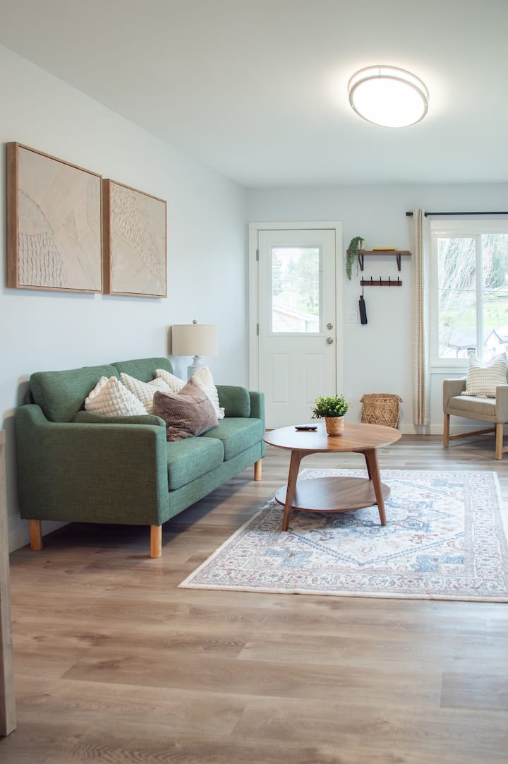 The Whitney Cottage | Cozy Pnw Escape | Near Ferry - Bremerton, WA