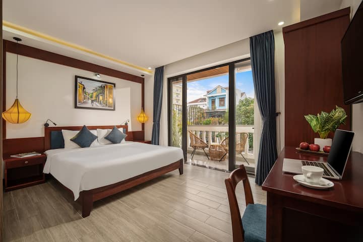 *Near Old Town* Double Room *Balcony & Pool* - Hội An