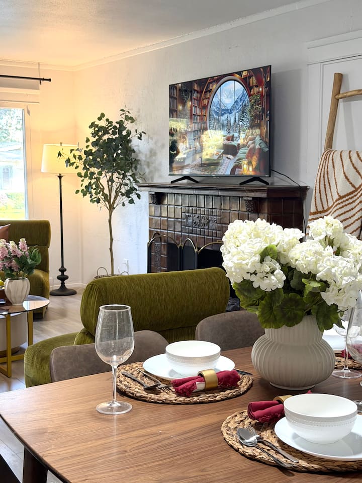 Spacious Big Group Friendly Retreat | Quiet & Safe - San Gabriel, CA