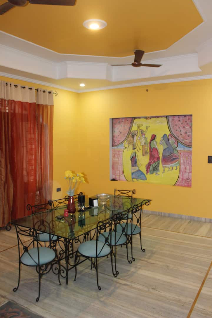 Nivasam! Luxury Bungalow - Gwalior