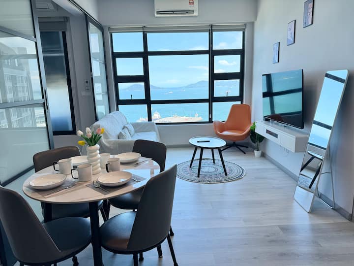 Jesselton Quay | High Floor | 4 Pax | Sea View - Kota Kinabalu