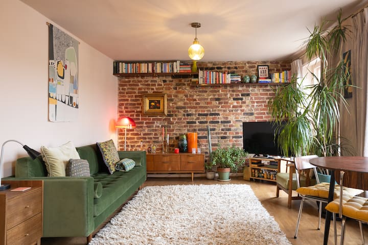 Stylish And Comfortable Private Apartment, N16 - Londres