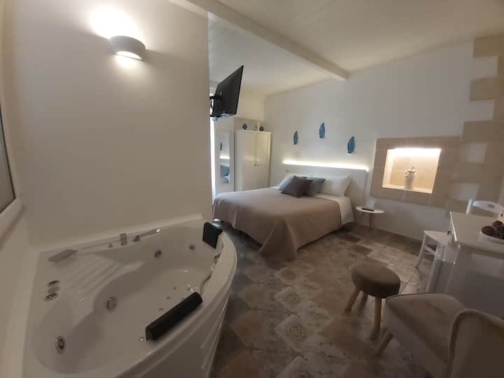 Camera Con Vasca Idromassaggio - Monopoli